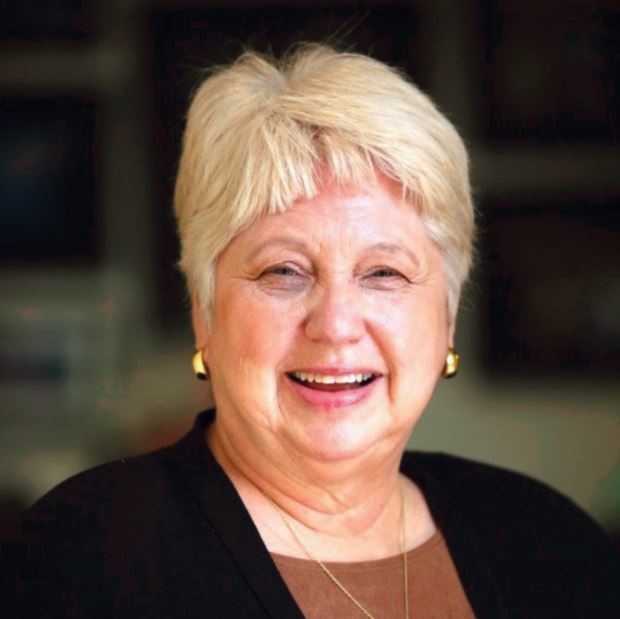 Bea Hensleit - How She Leads - Stahl Companies